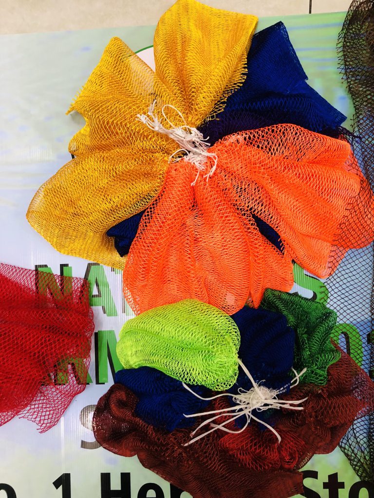 Authentic, African Exfoliating Bath Sponge (Sapo) Net sponge,Mesh ...
